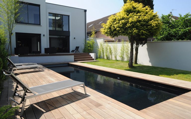 5 bonnes idées pour construire une piscine originale - Atout Piscines